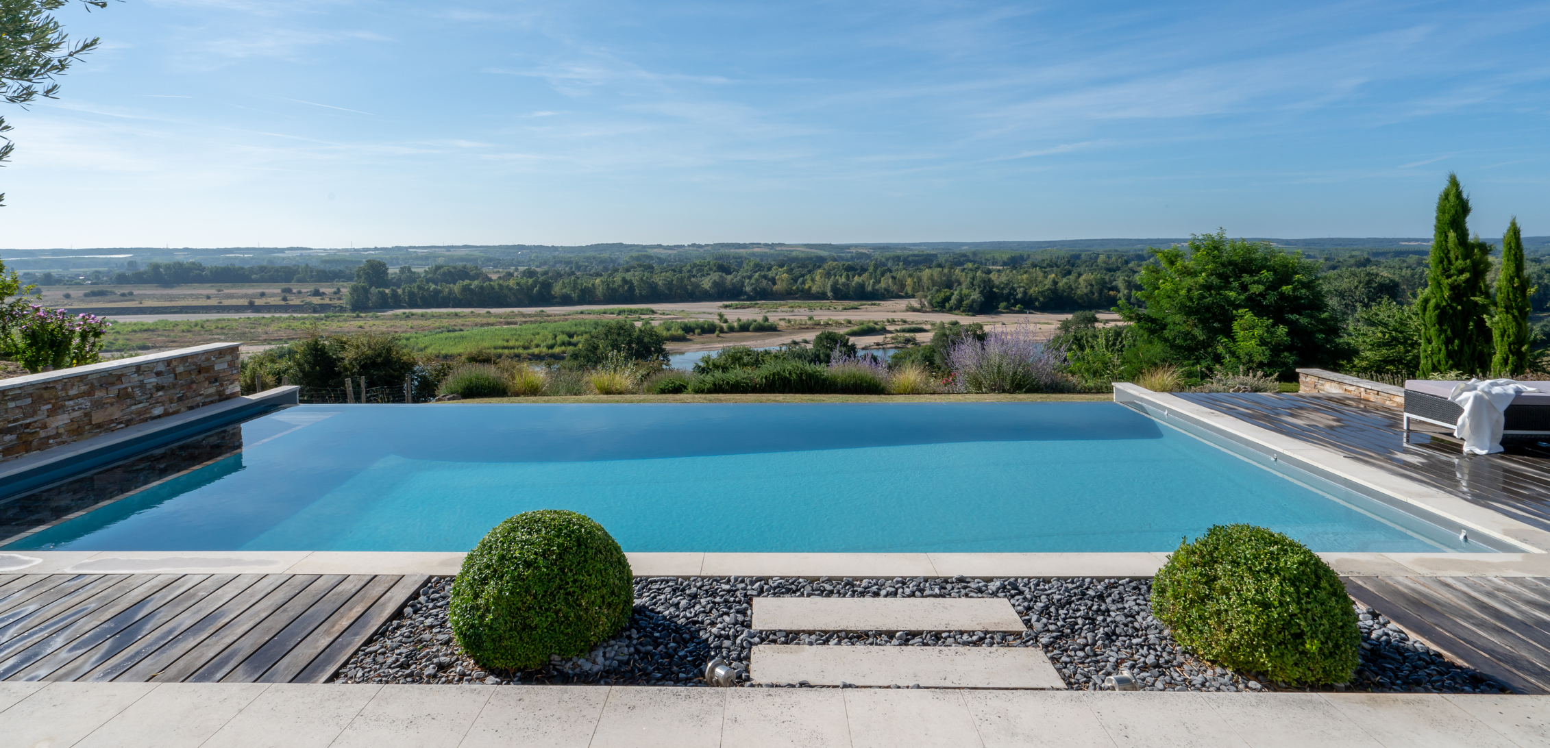 Mondial Piscine : Construction de votre piscine par un pisciniste renommé
